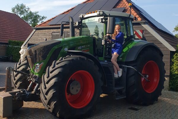 Op de trekker naar het gala - Fendt 930